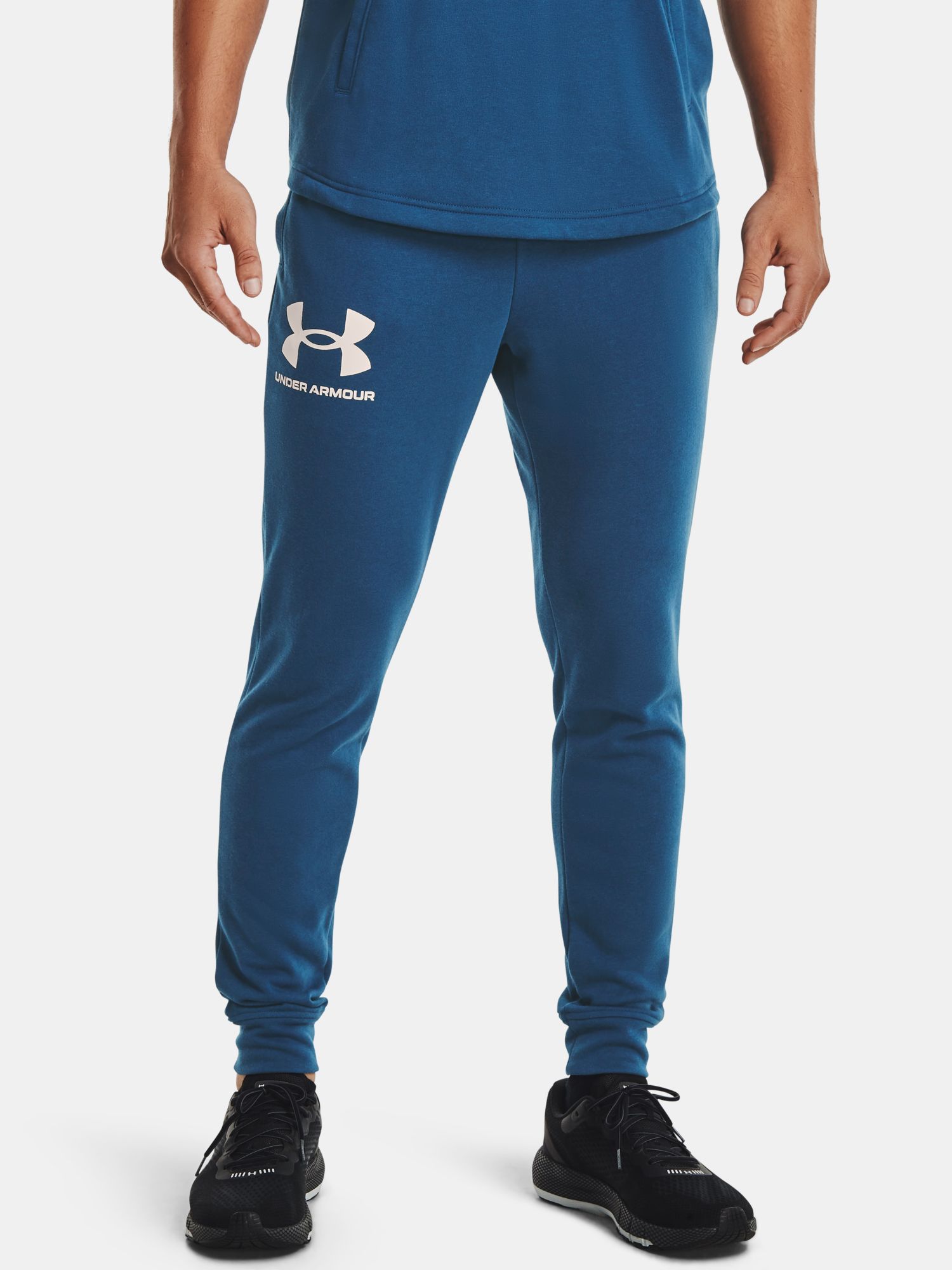 Pánské tepláky Under Armour UA RIVAL TERRY JOGGER | underarmour.cz