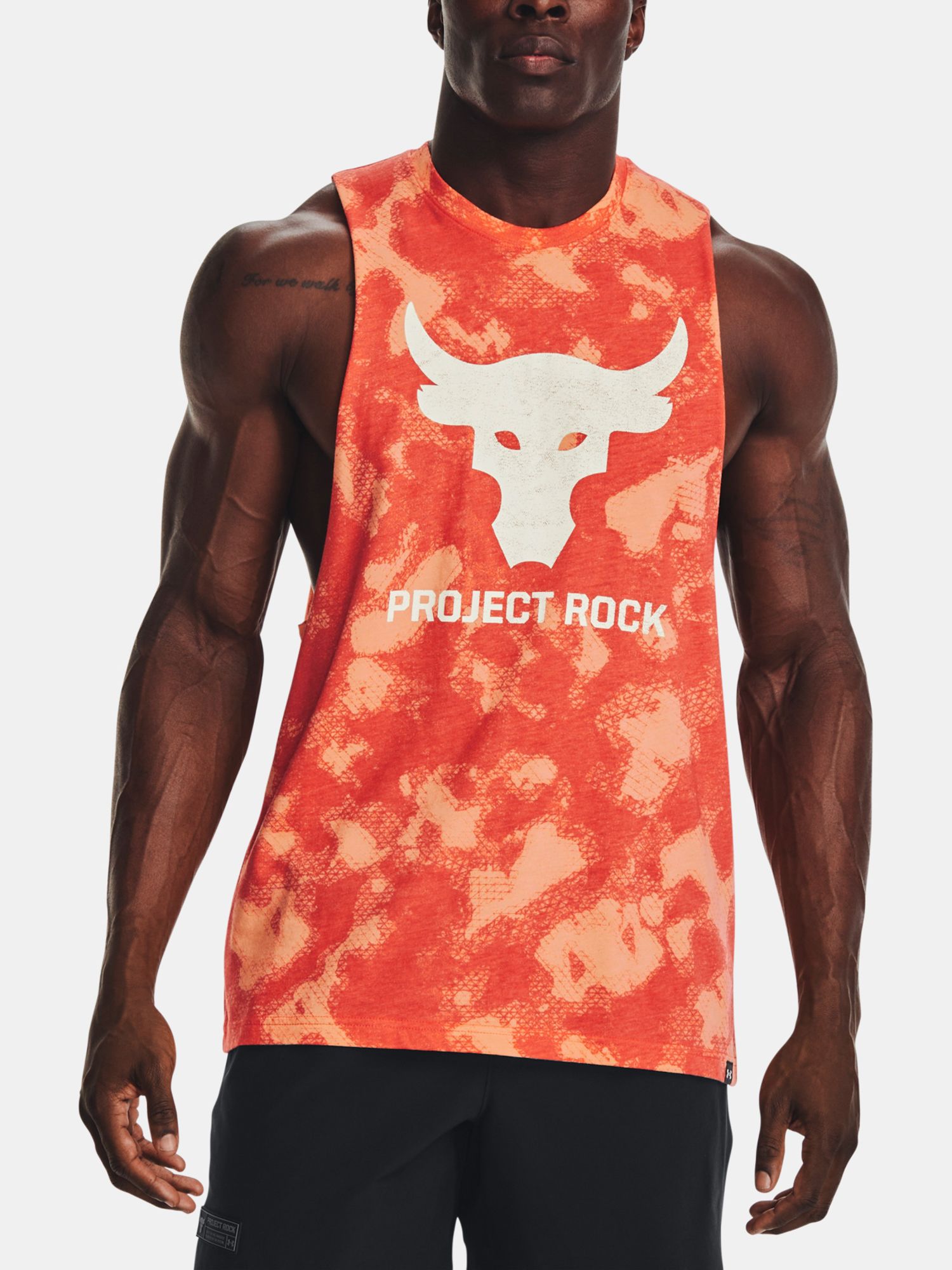 Pánské tílko Under Armour UA PJT ROCK AOP BRAHMA TANK | underarmour.cz