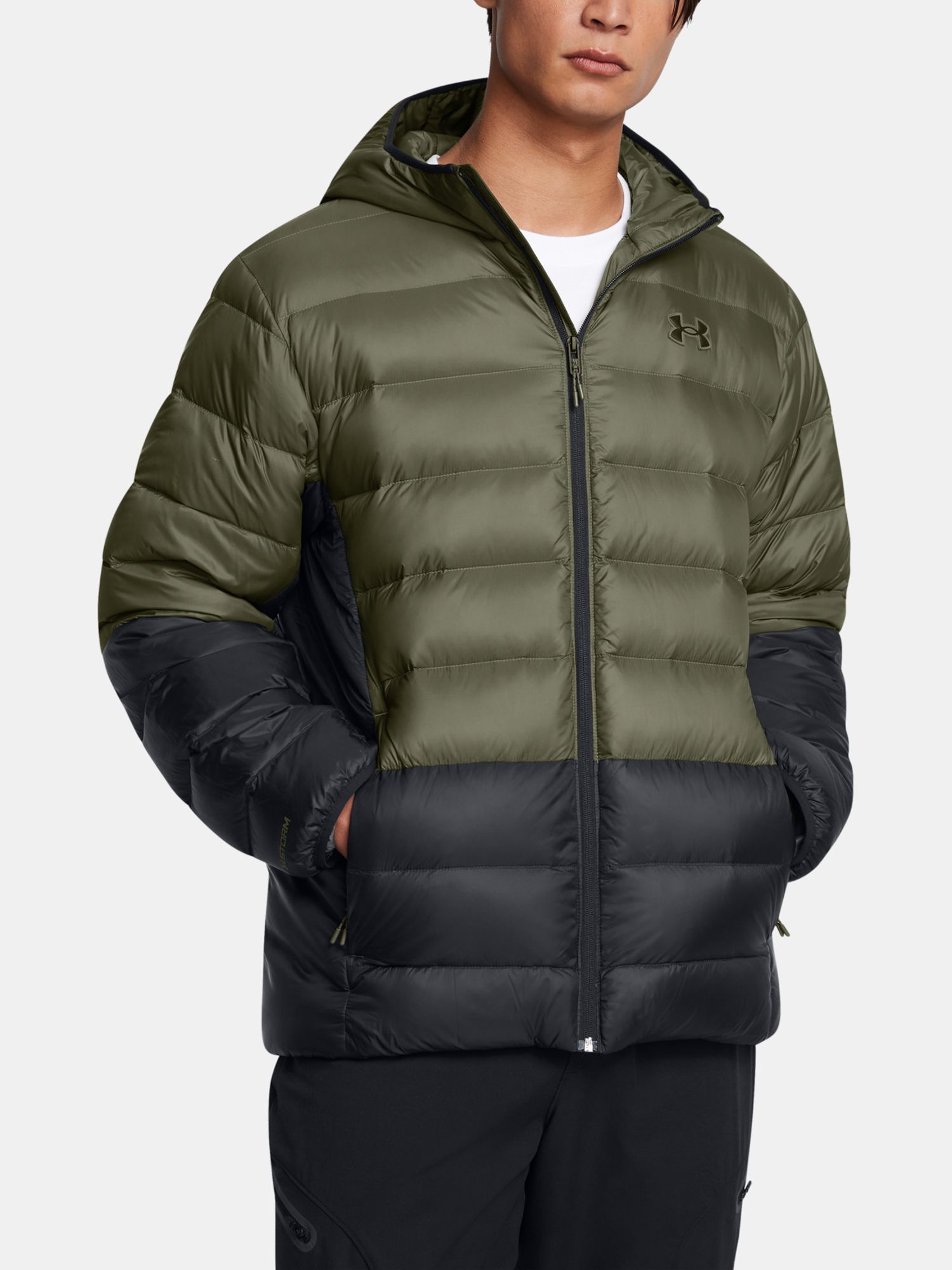 Pánska bunda Under Armour LEGEND DOWN HOODED JACKET-GRN | UnderArmour.sk